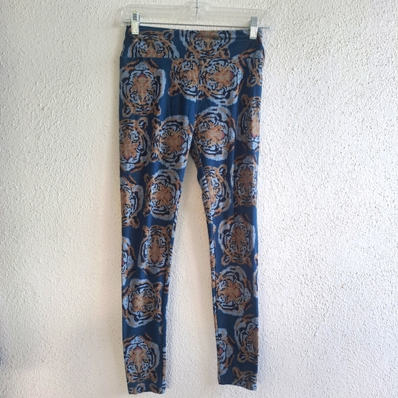 LuLaRoe | Pants & Jumpsuits | Lularoe Tiger Leggings | Poshmark